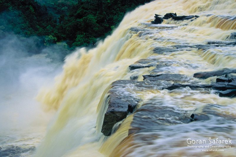 Canaima and Angel Falls - the realm of waterfalls - World Rivers