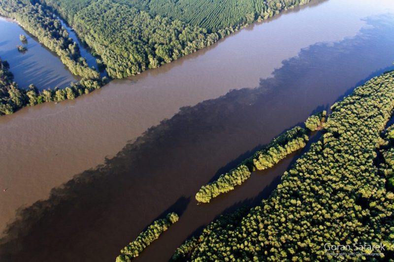🌈 What Color Is a River, Really? - World Rivers